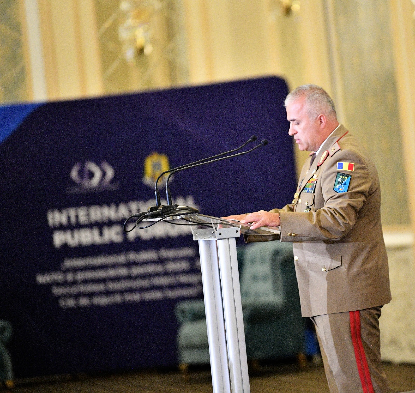 Atașatul naval al SUA în România, la „International Public Forum. NATO ...